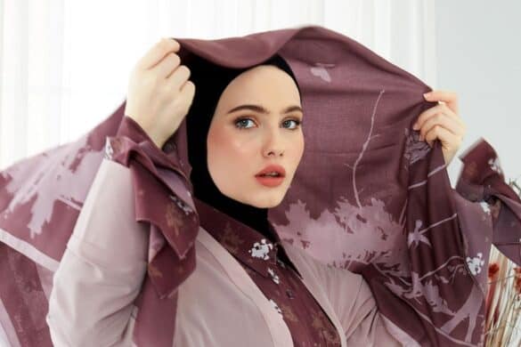 Traditional dress of UAE and Dubai; All 10 items explained!