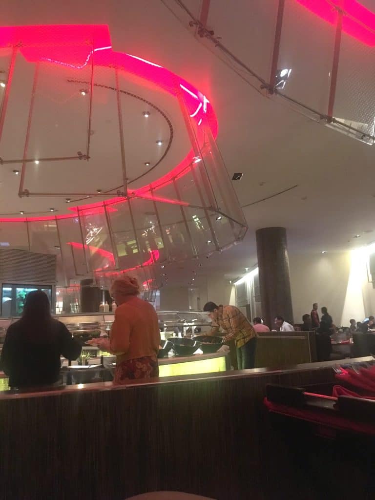 9 of the tastiest buffet in Dubai restaurants!